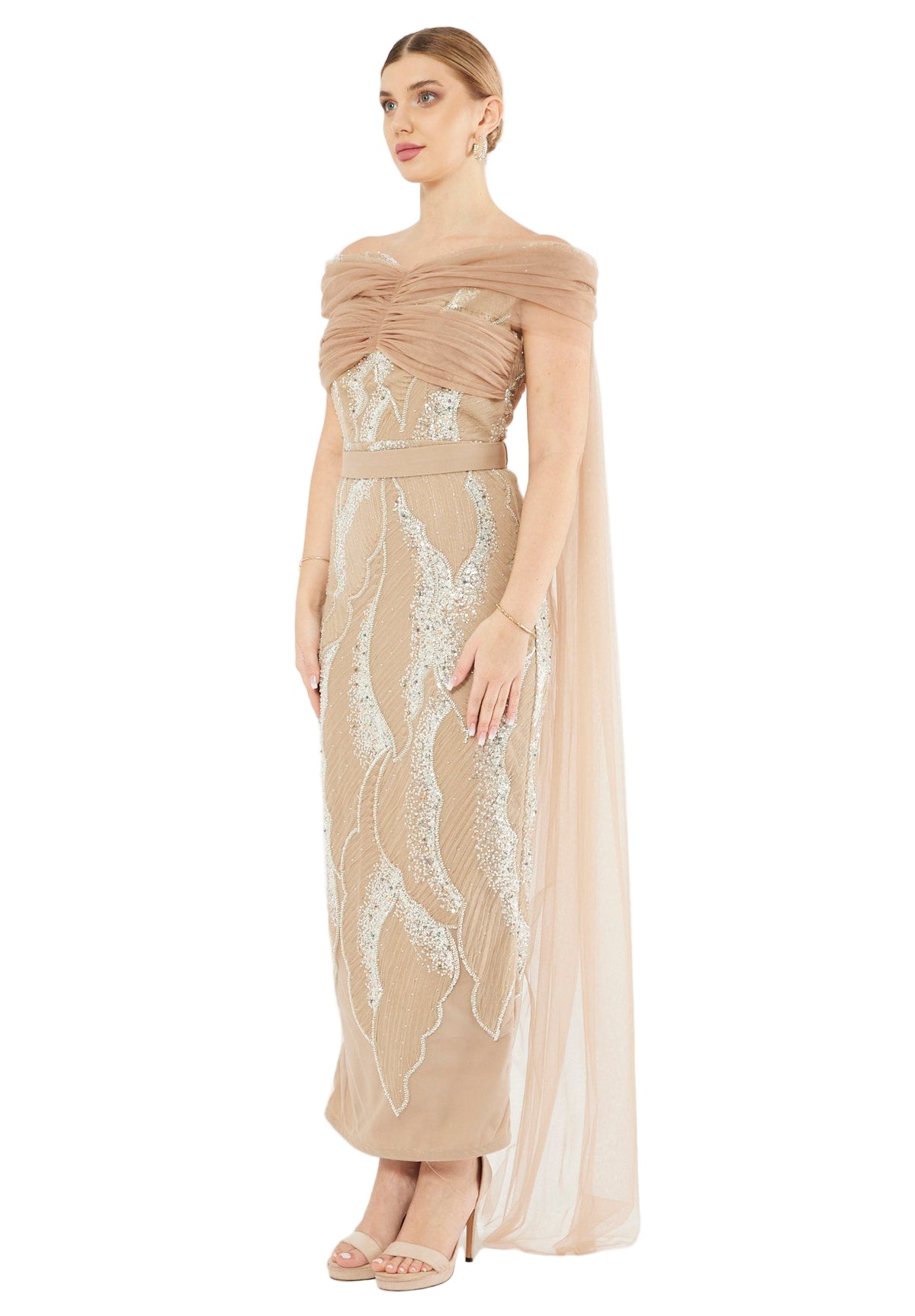 AMRI - Affordable & fashionable pieces inspired from runways!